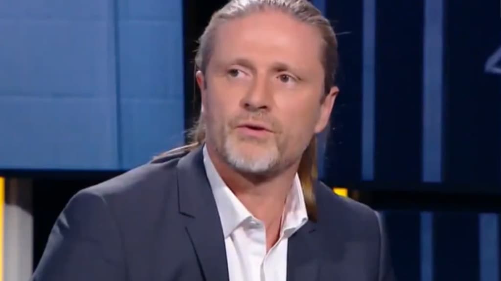En vidéo ''Le Vestiaire'' : Le témoignage bouleversant de Manu Petit ...