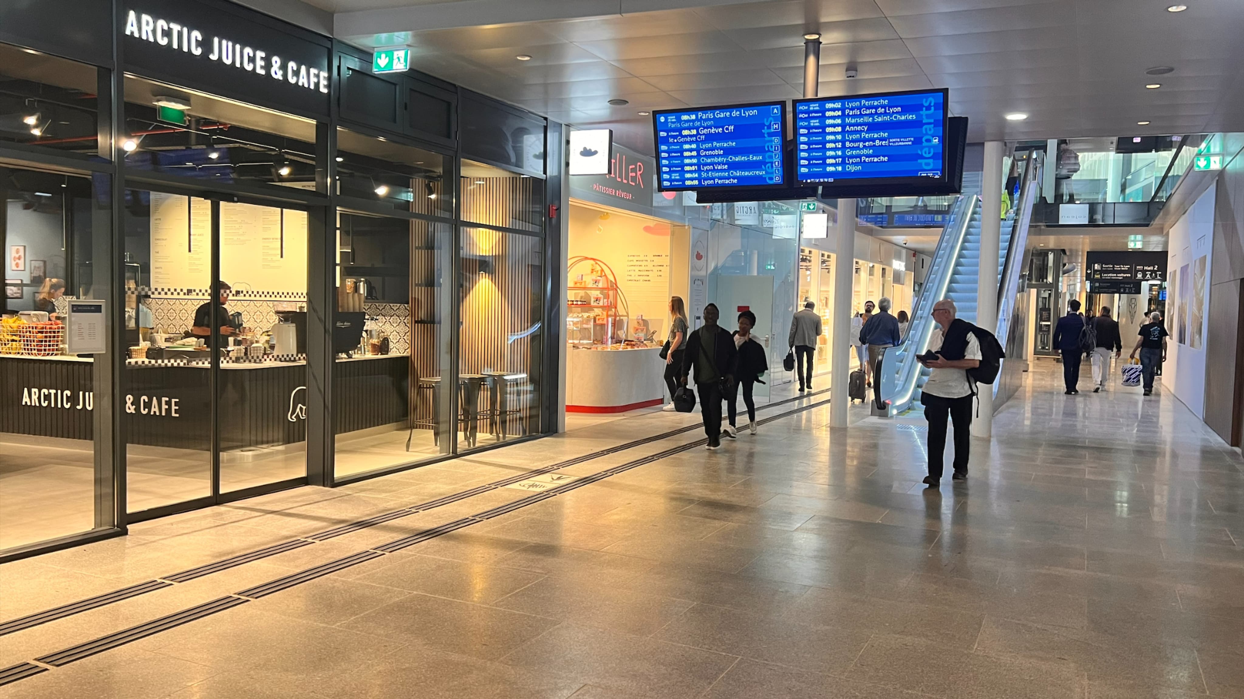 Plus d'espace, de nouveaux magasins: la gare Part-Dieu dévoile sa ...