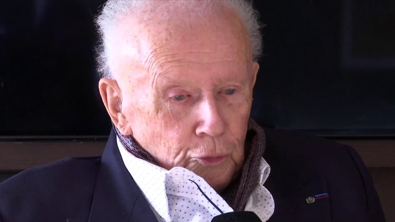 Philippe Bouvard, bientôt 95 ans, se voit comme "un ancien jeune homme toujours aussi enthousiaste"