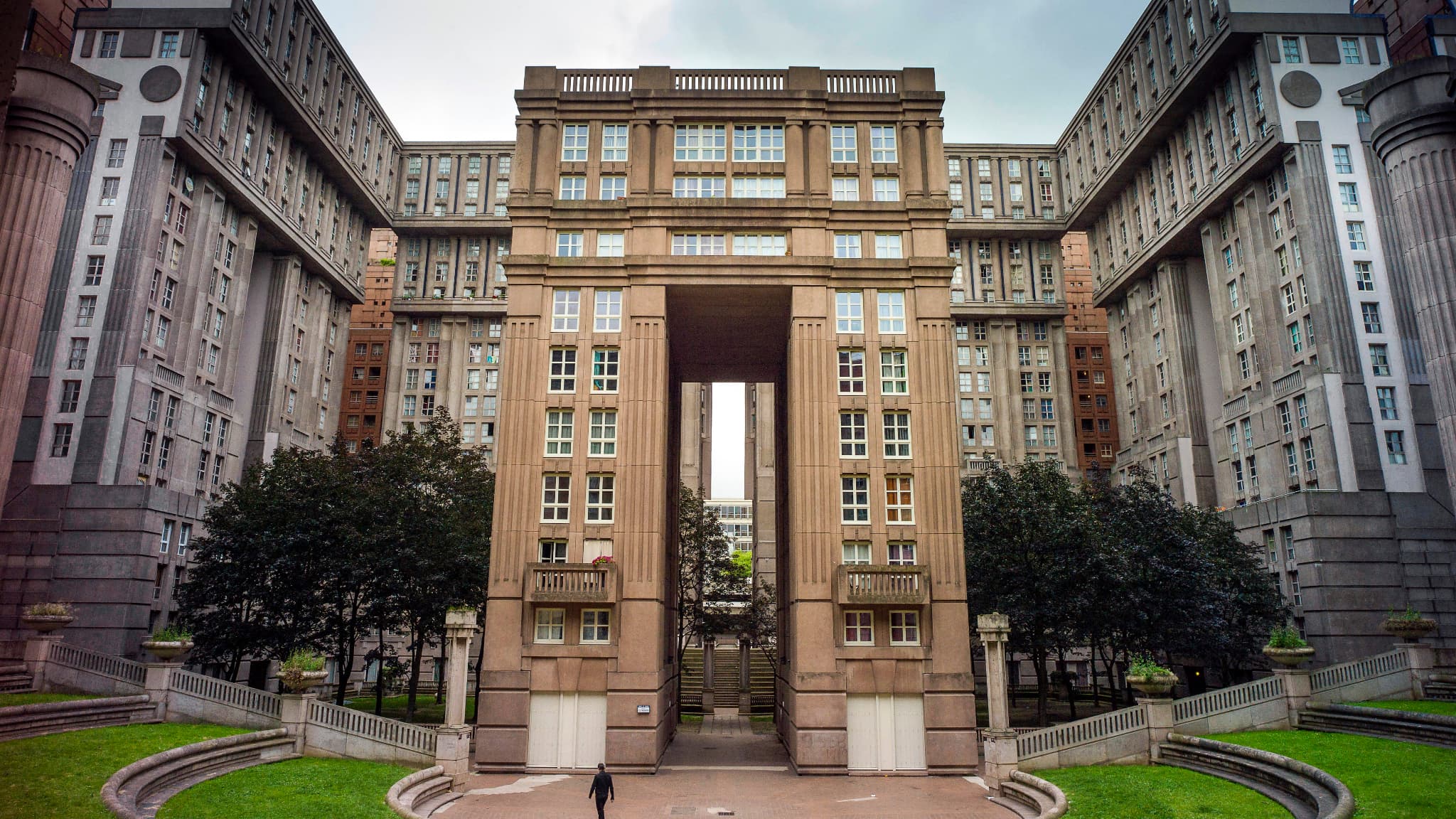 Les Espaces d'Abraxas: la cité emblématique de Noisy-le-Grand va être ...