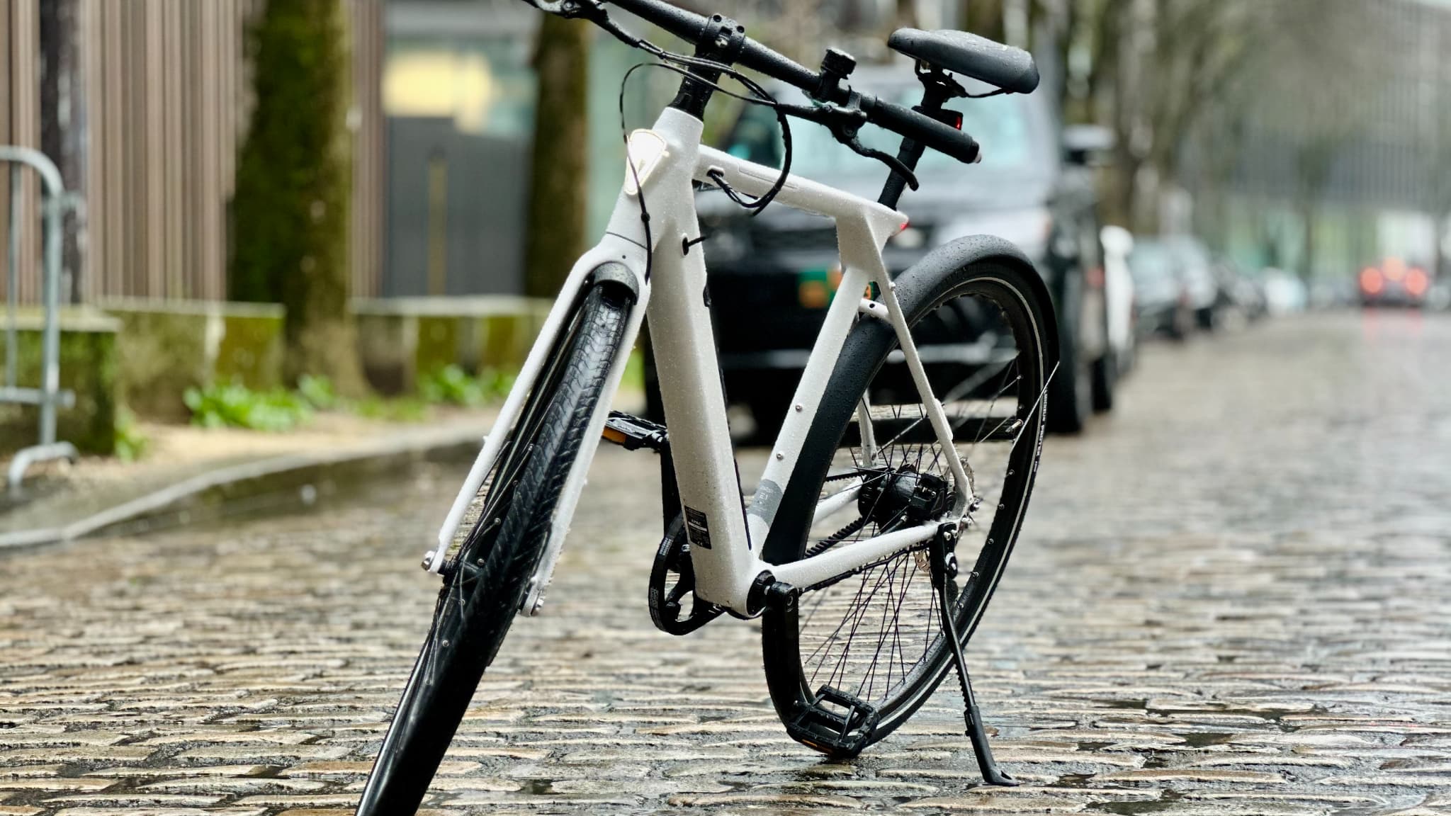 Le vrai remplaçant d'Angell? Notre avis sur le vélo électrique E1 d ...