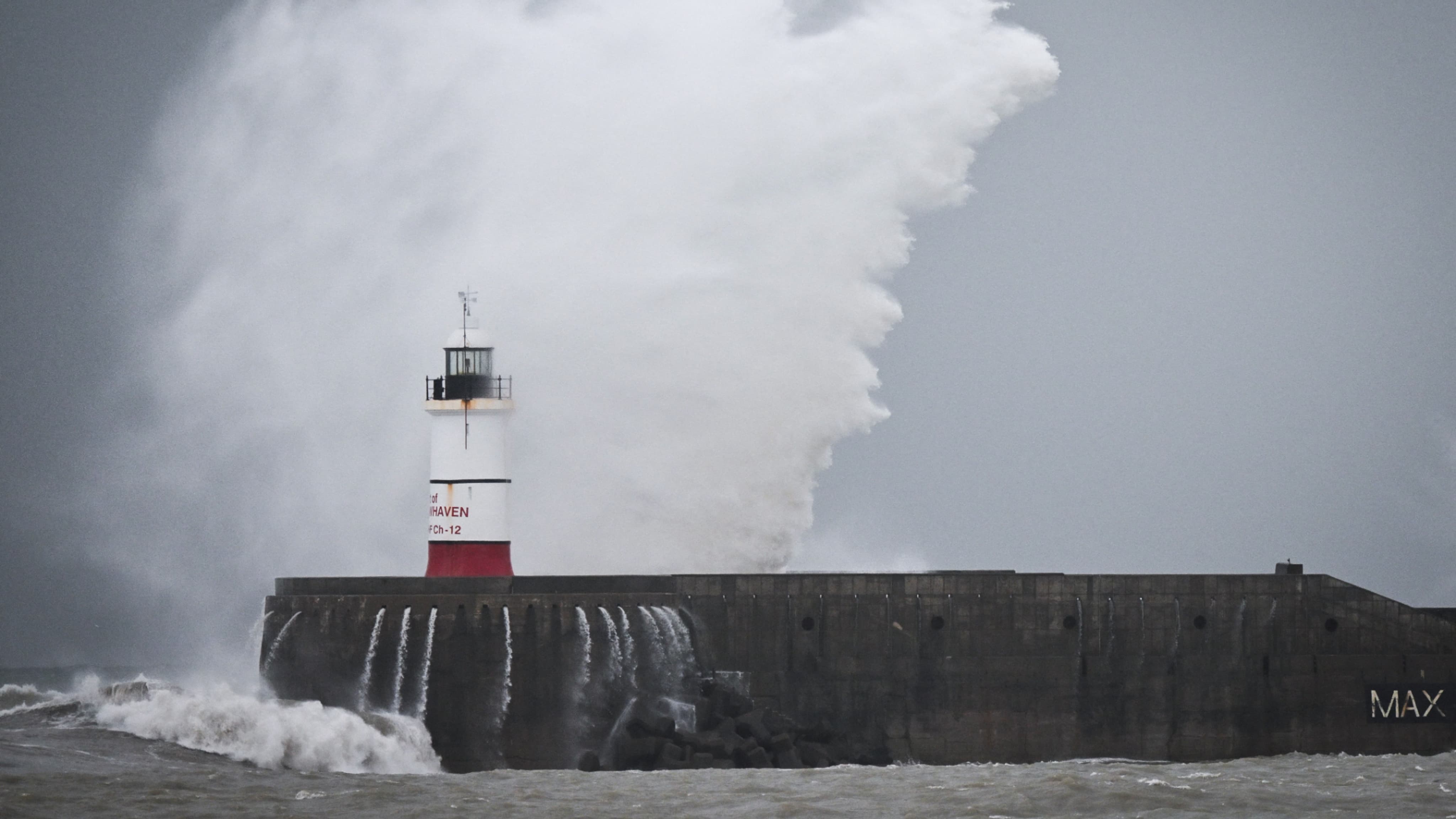 Tempête Ciaran: au moins 7 morts en Europe, le nord de l'Italie sous ...
