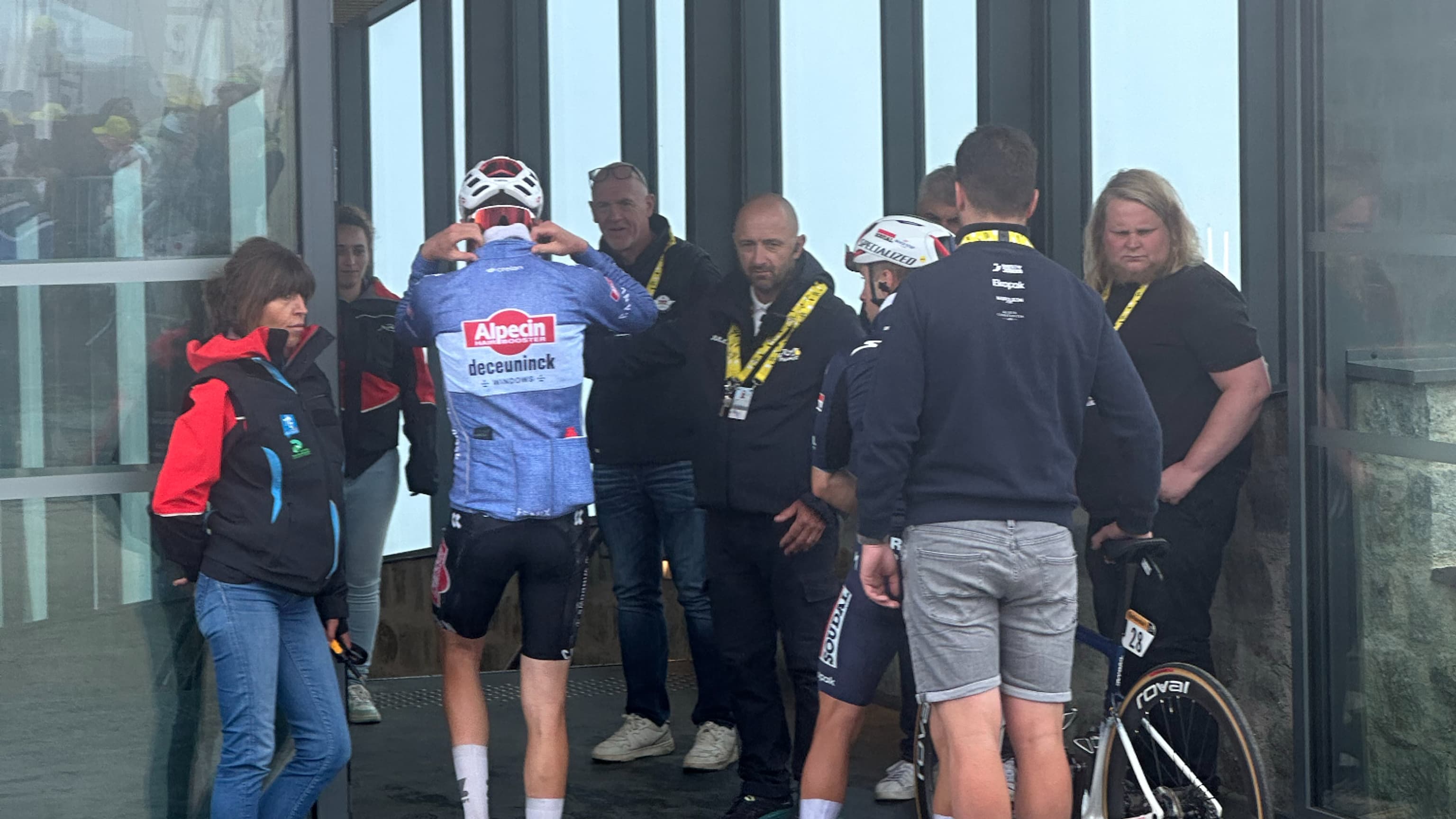 Tour de France (14e étape): Arensman s'impose en solitaire, Pogacar ...