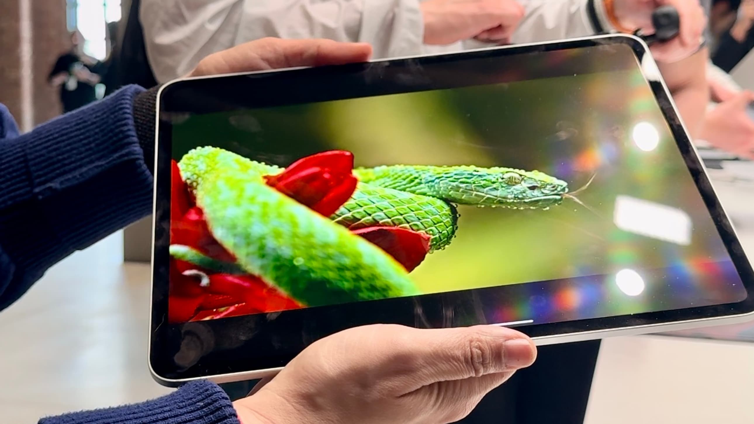 Faut-il acheter un iPad aussi cher qu'un Macbook Air? On a testé le ...