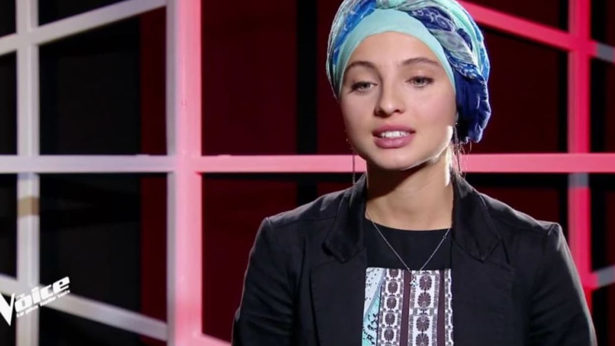 Après la polémique dans The Voice, Mennel Ibtissem prépare son premier ...