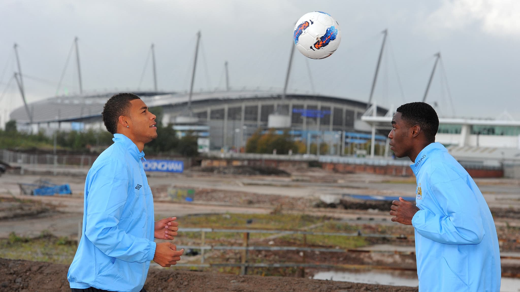 L'incroyable ascension d'un ancien joueur de Manchester City devenu multimillionnaire grâce à la ...