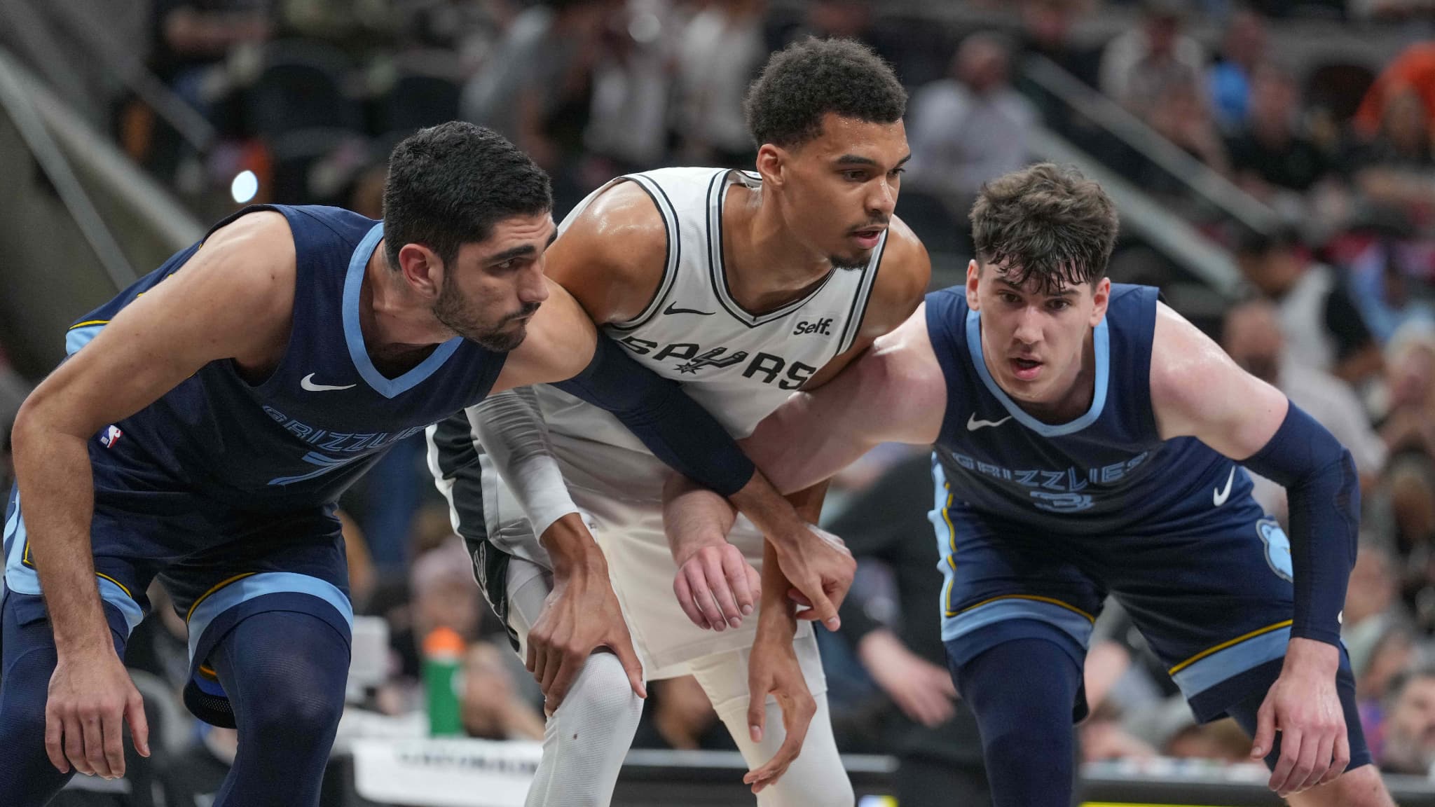 NBA: Wembanyama régale face aux Grizzlies malgré la nouvelle défaite ...