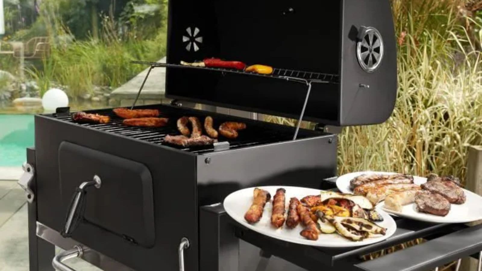 Ce barbecue en promotion fait un carton plein, vu son prix on comprend ...