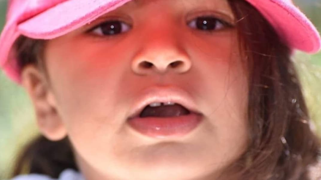 "Kamilya ne reviendra pas parmi nous": le père de la fillette percutée par une moto à Vallauris ...