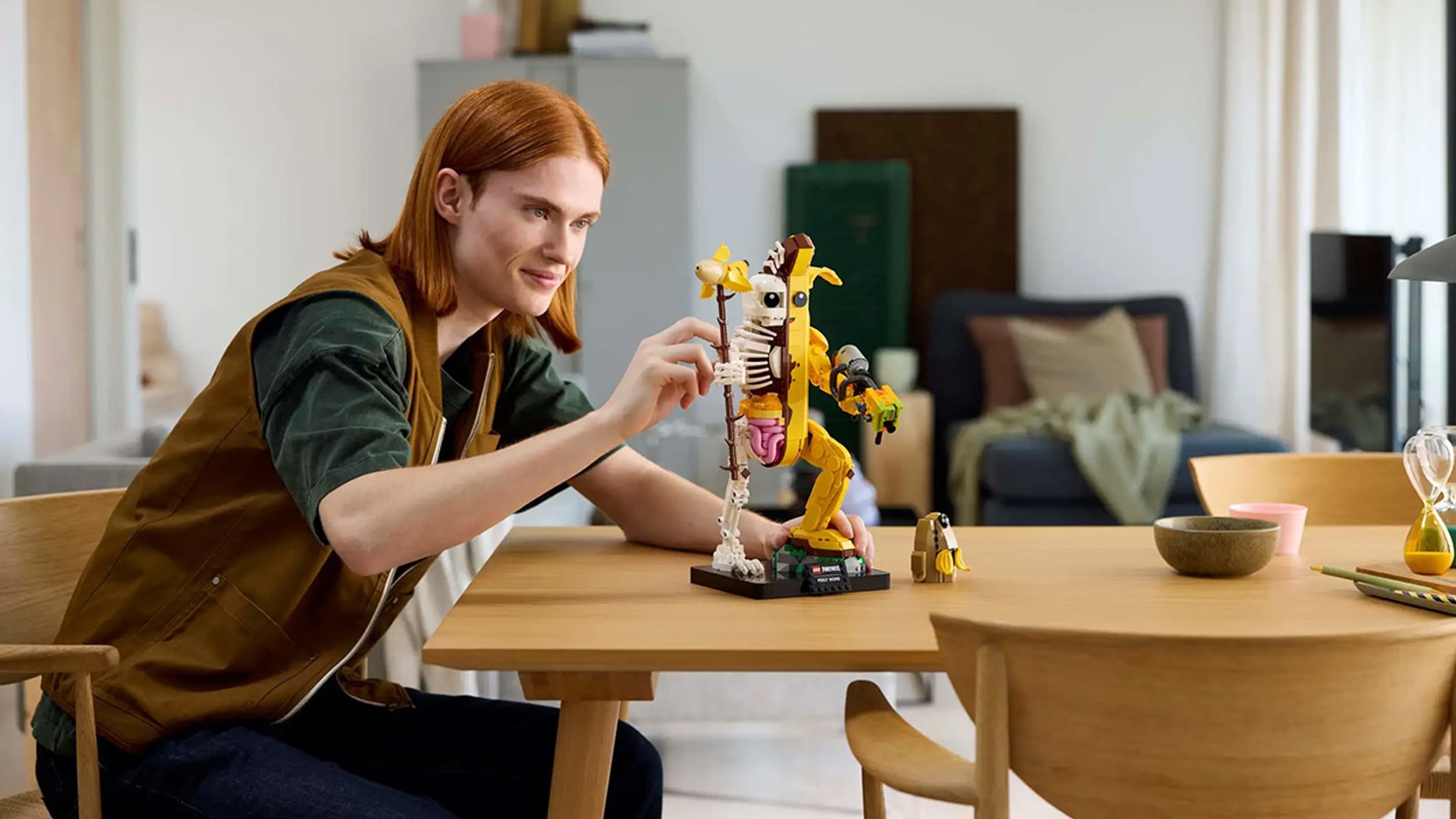 Lama, Banane Pelée et bus de combat... Lego dévoile sa première gamme ...