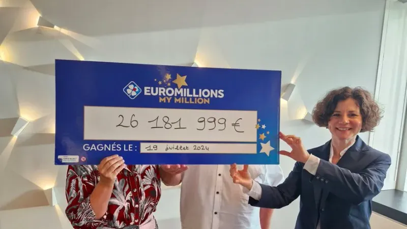 Euromillions: un couple en vacances remporte 26,1 millions d'euros dans ...