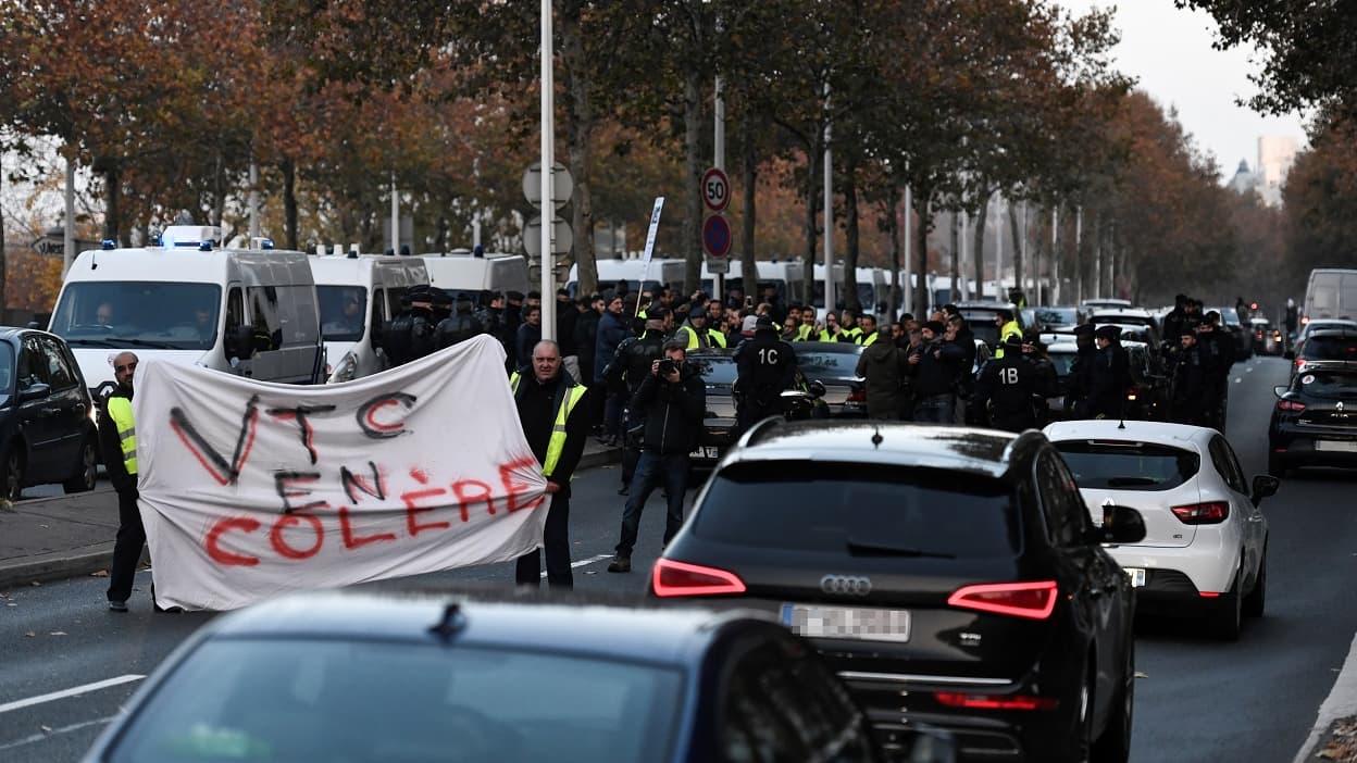 Paris: opération escargot des chauffeurs VTC prévue ce jeudi