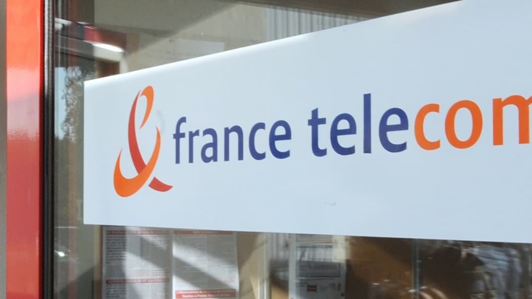 Dix ans après la vague de suicides, s'ouvre le procès des ex-dirigeants ...