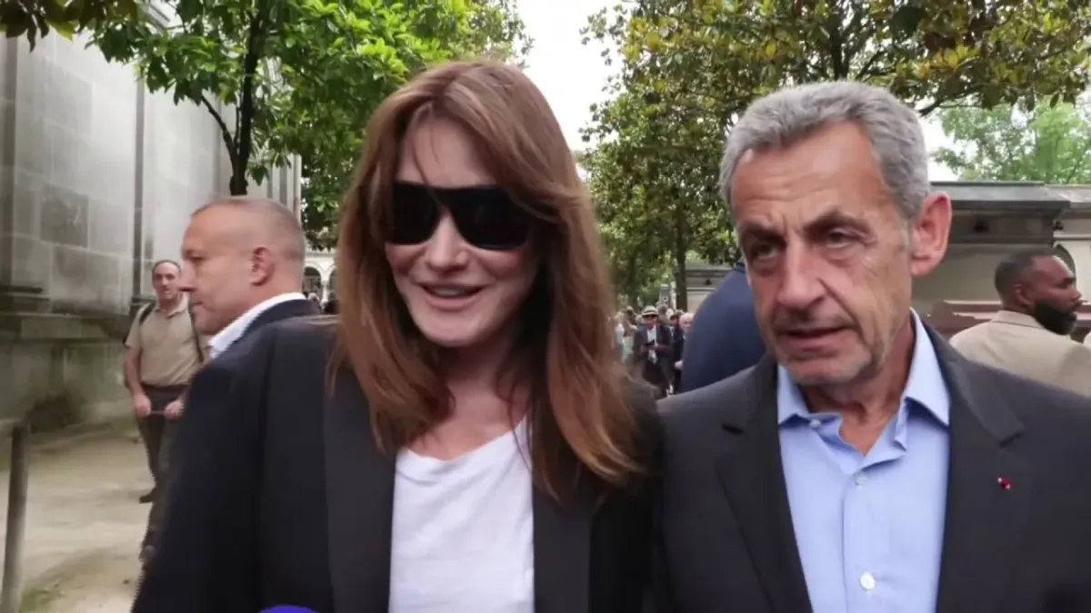 Nicolas Sarkozy: "Françoise Hardy a marqué les Français, elle a marqué ...