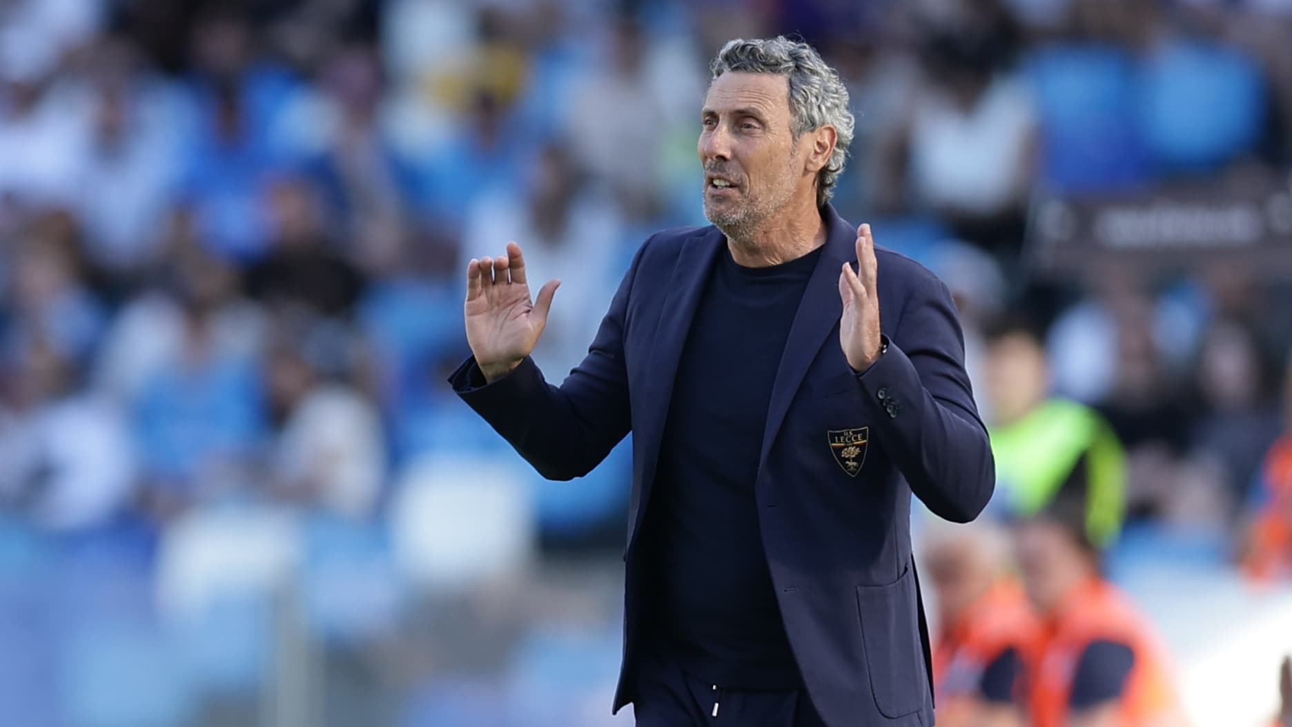 Serie A: la belle histoire du coach de Lecce, qui sauve son directeur ...