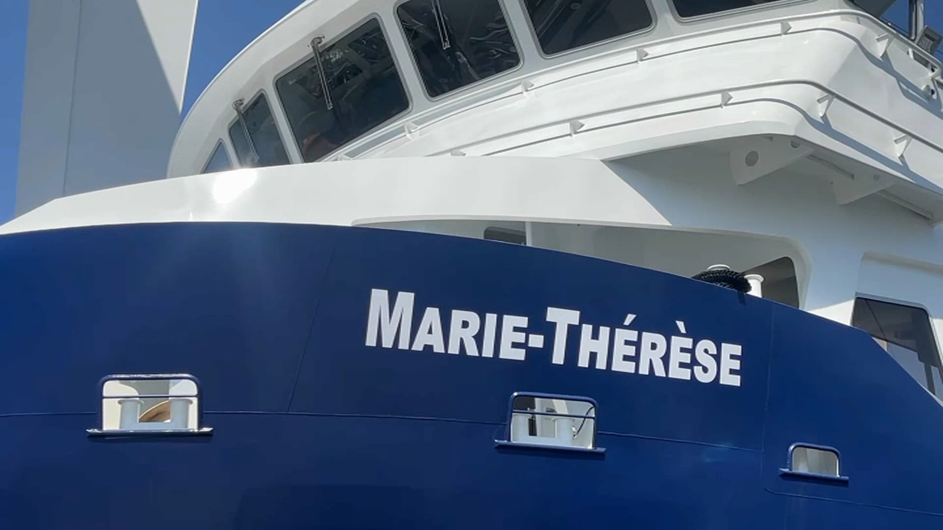 Le "Marie-Thérèse": un nouveau bateau chargé du transport vers les îles ...