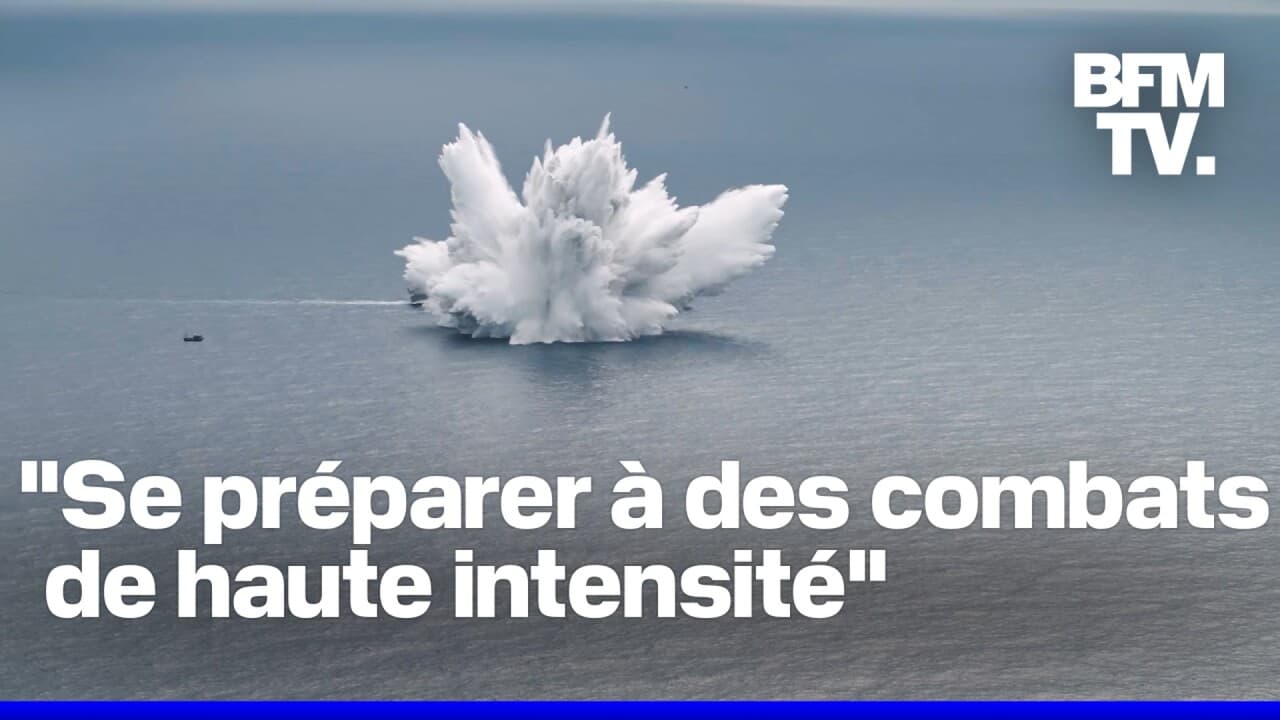 La Marine fait exploser une mine sous-marine près d'un de ses bateaux ...