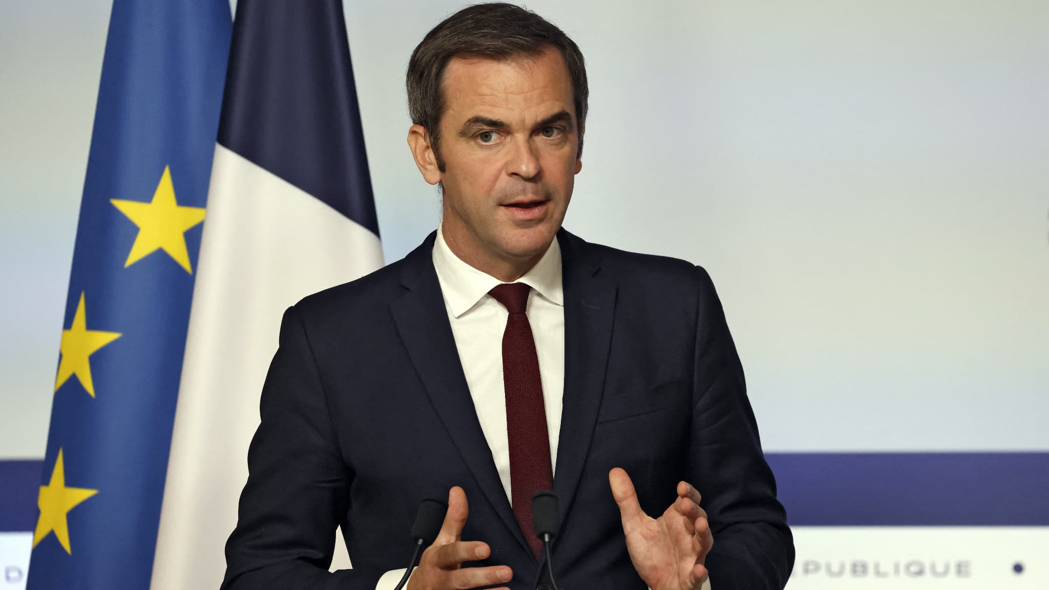 Motions de censure: Véran accuse la gauche d'être passée "du Front ...