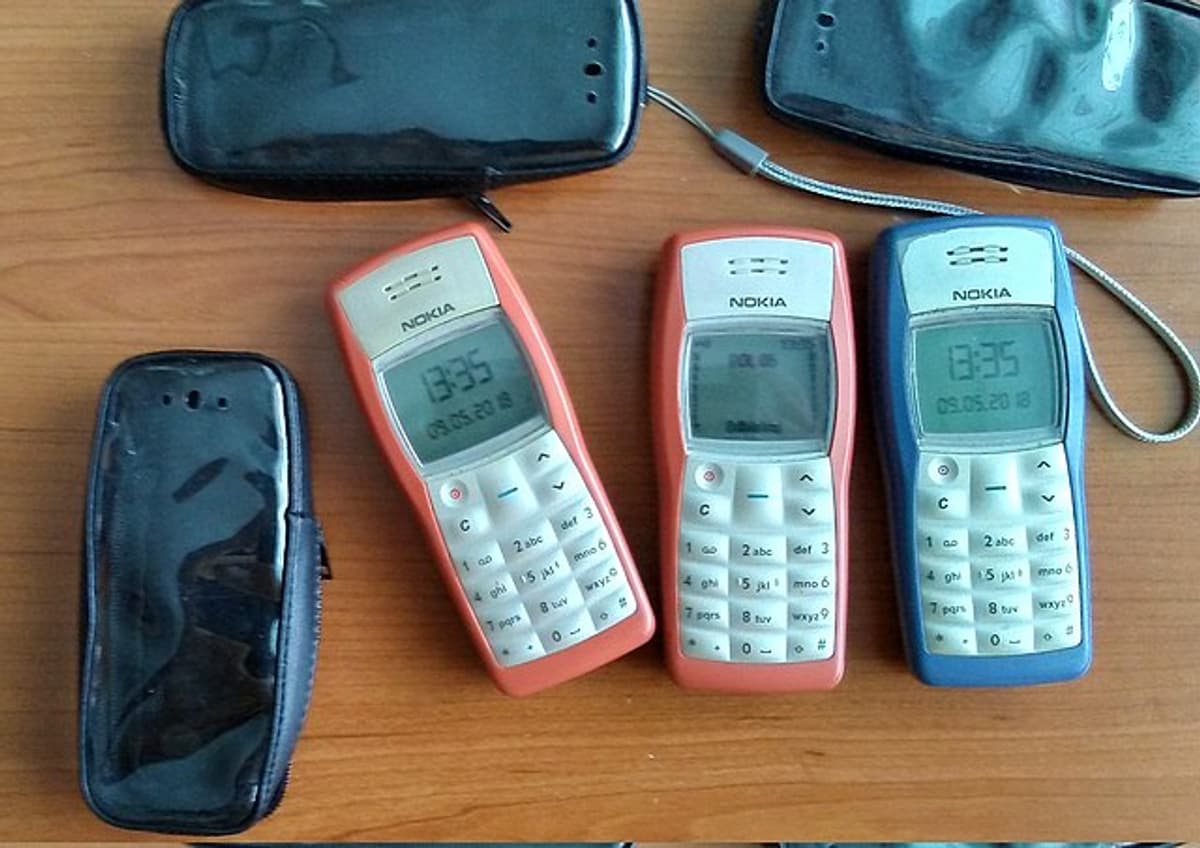 Nokia 3310, iPhone 6, BlackBerry... Les portables les plus ...