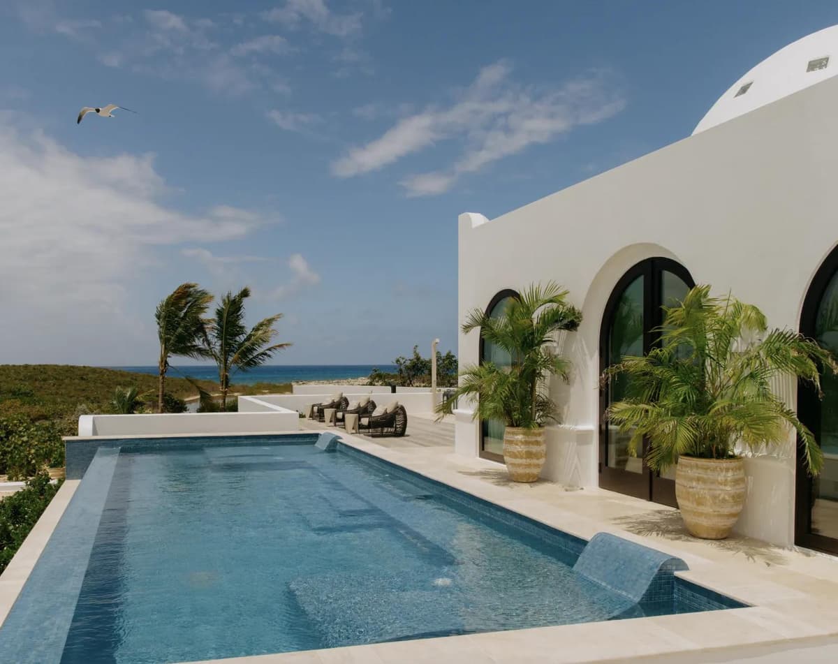 Aux Antilles, le Cap Juluca, A Belmond Hotel, dévoile son tout nouveau ...