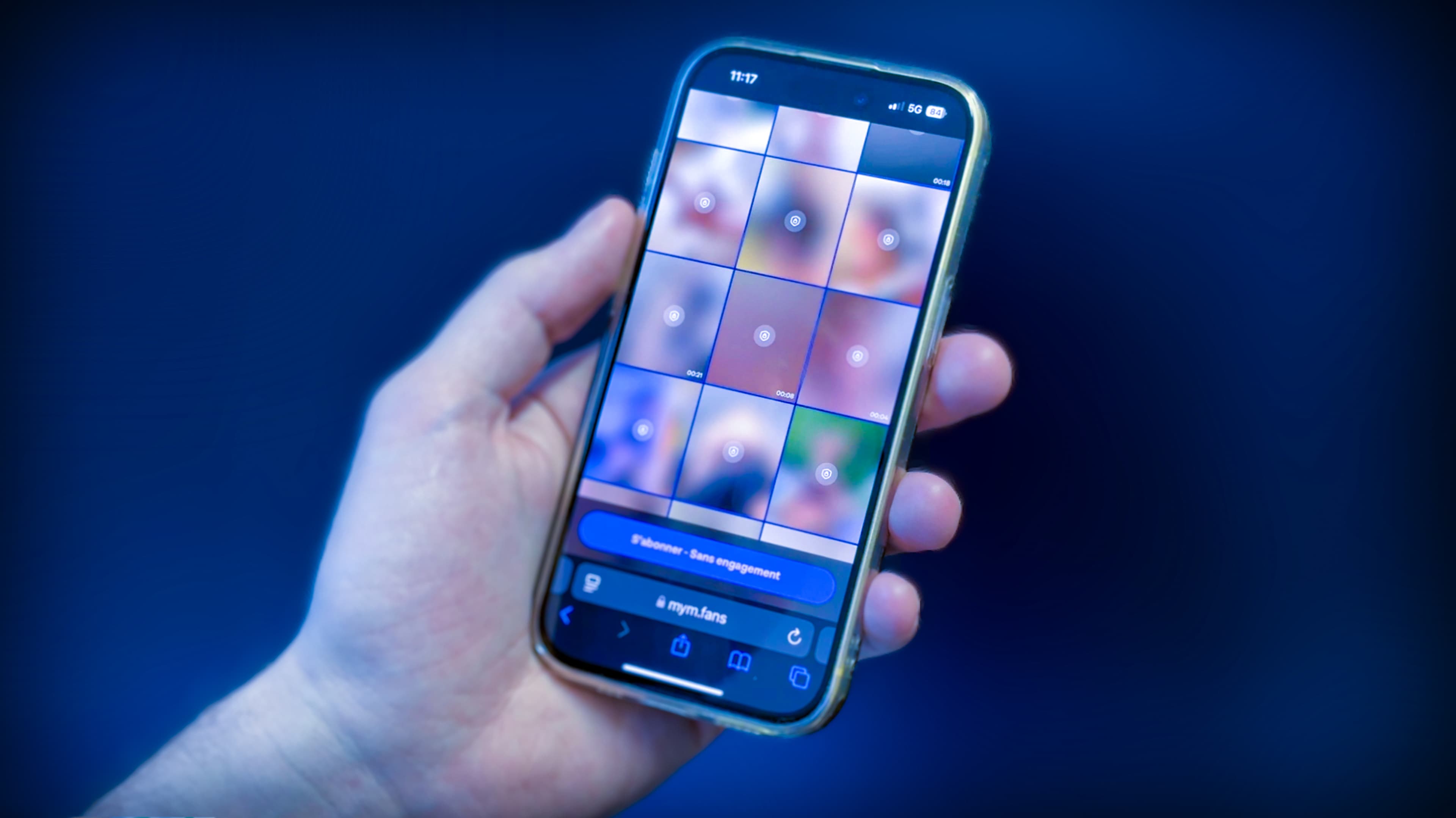 "Contrôler l'image que je véhicule": face aux studios porno, les acteurs investissent Onlyfans ...