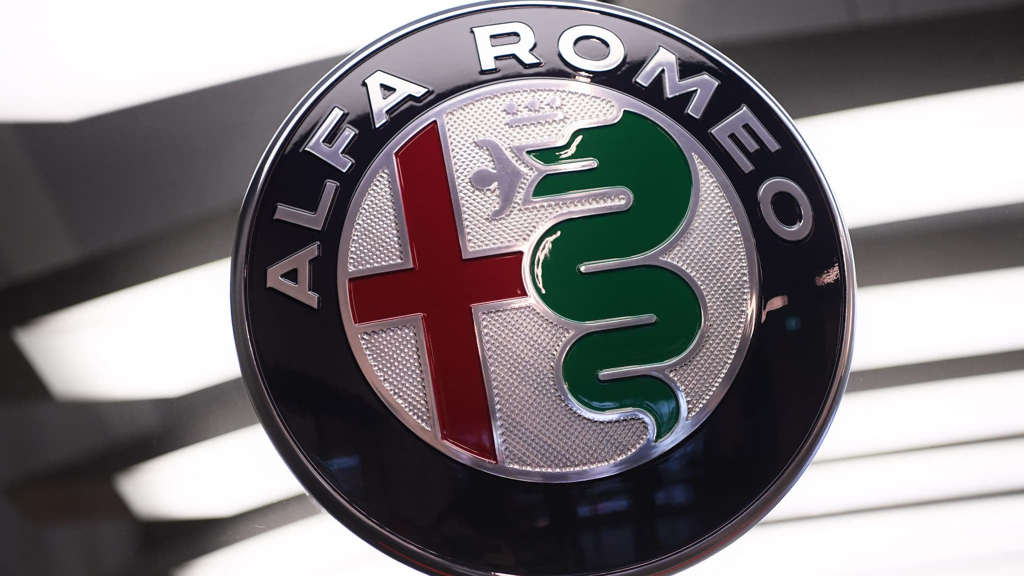 Alfa Romeo va bientôt dévoiler un petit SUV électrique, le Milano