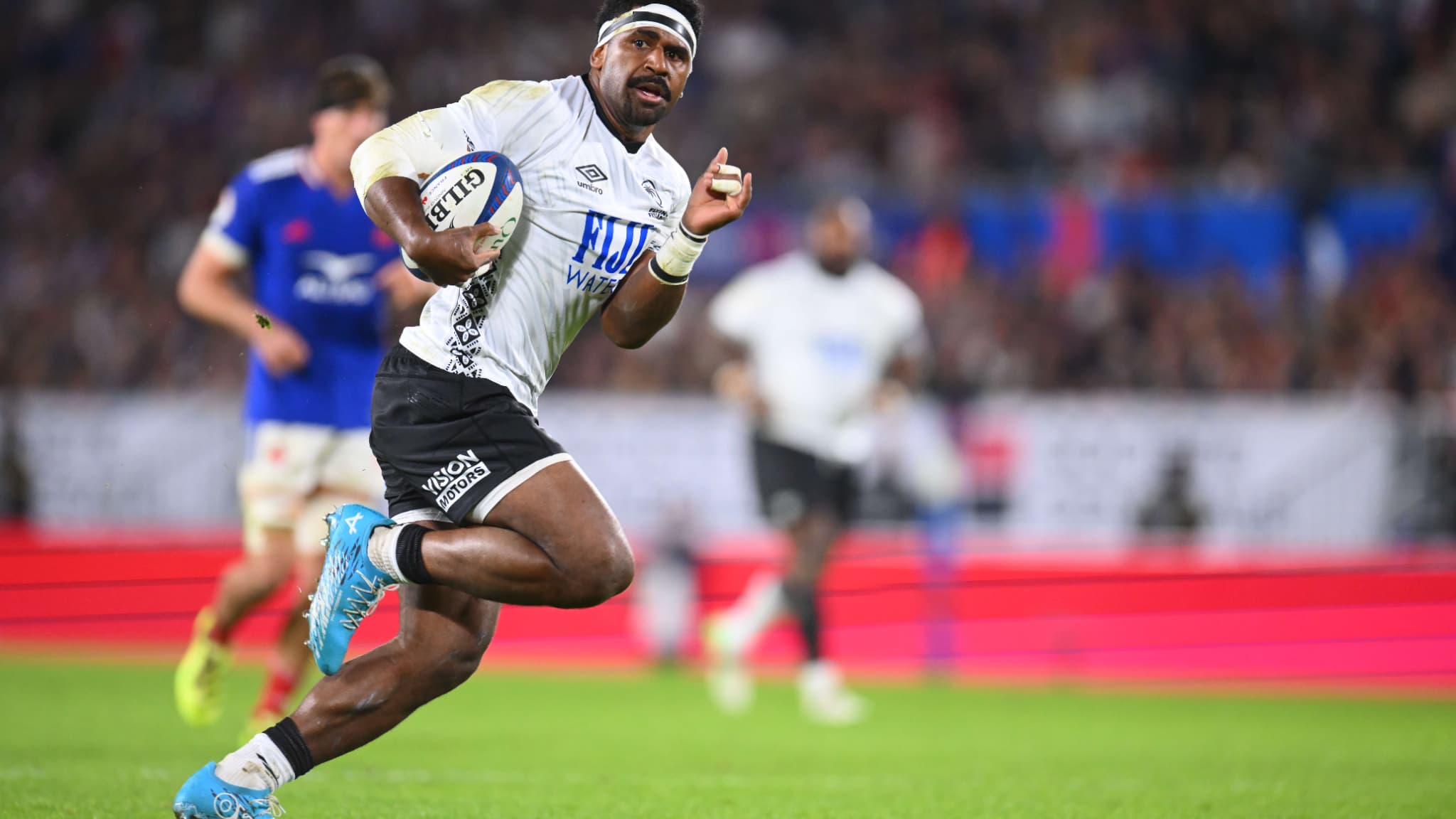 XV de France: Sans briller, les Bleus retrouvent le goût de la victoire ...