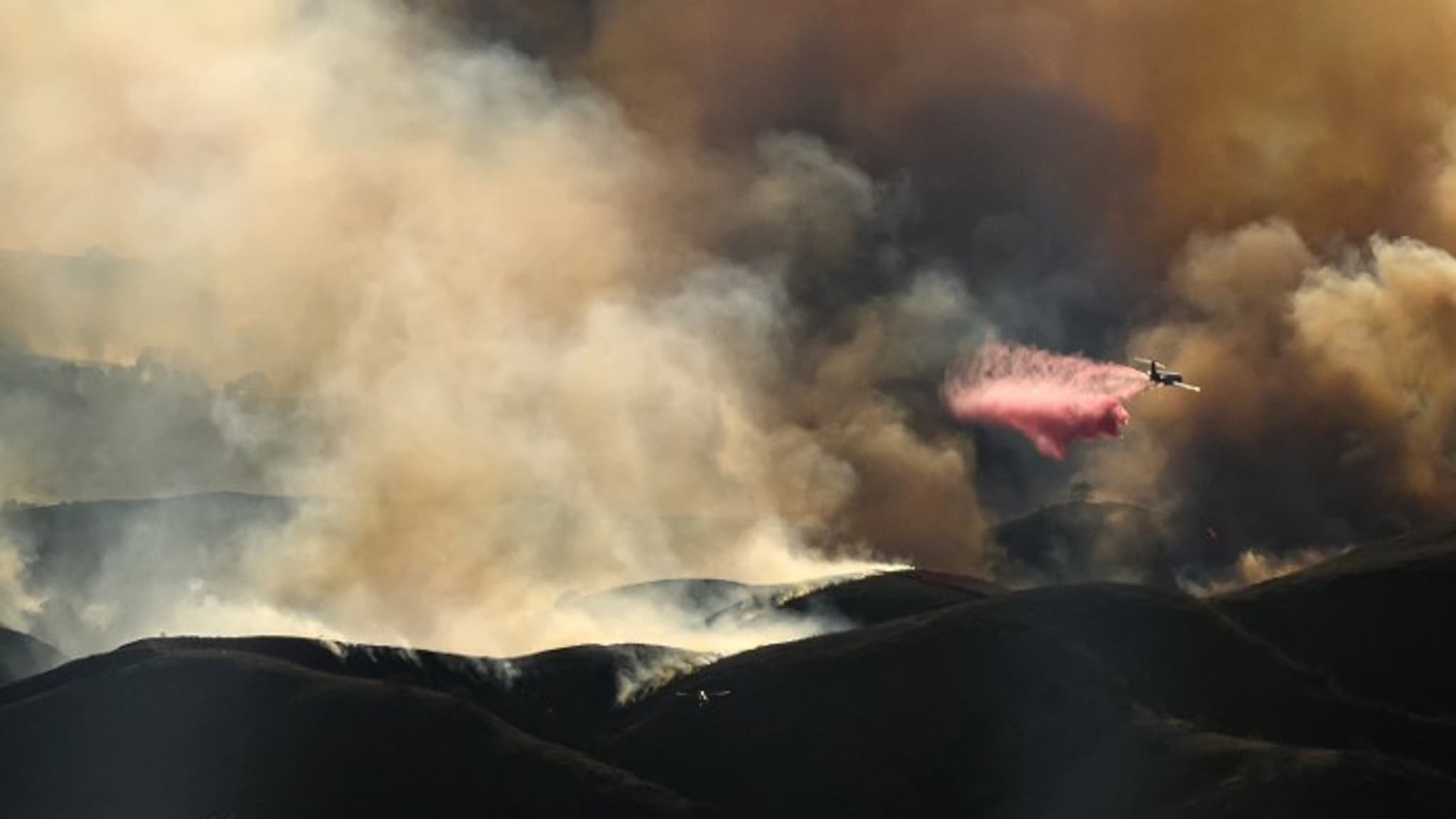 Incendies à Los Angeles: le bilan monte à 10 morts, des milliers de ...
