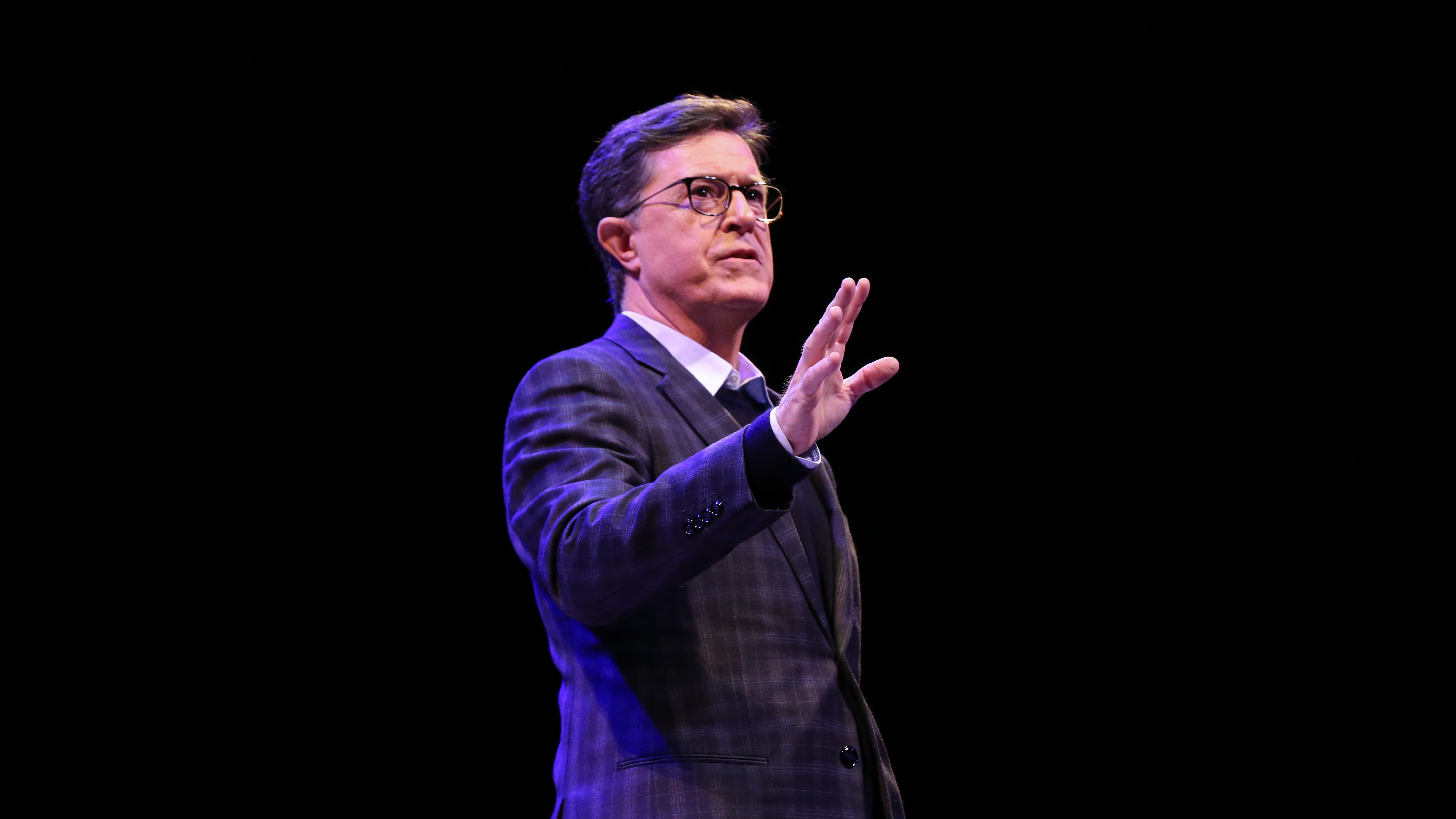 Coronavirus: Stephen Colbert enregistre son talk-show sans public