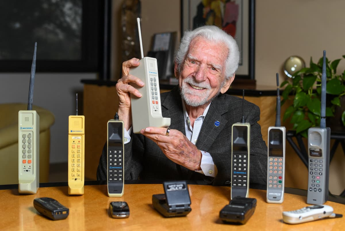 Nokia 3310, iPhone 6, BlackBerry... Les portables les plus ...