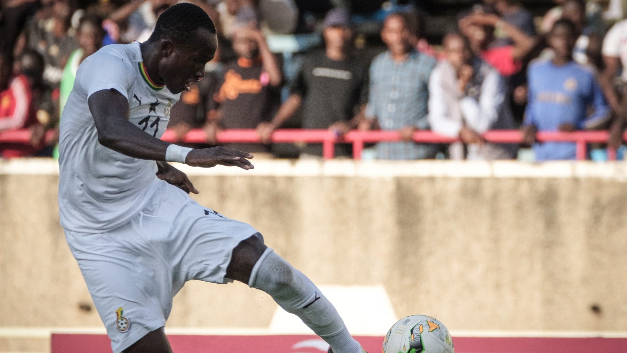 Mort en plein match, Dwamena avait choisi d'enlever son défibrillateur ...