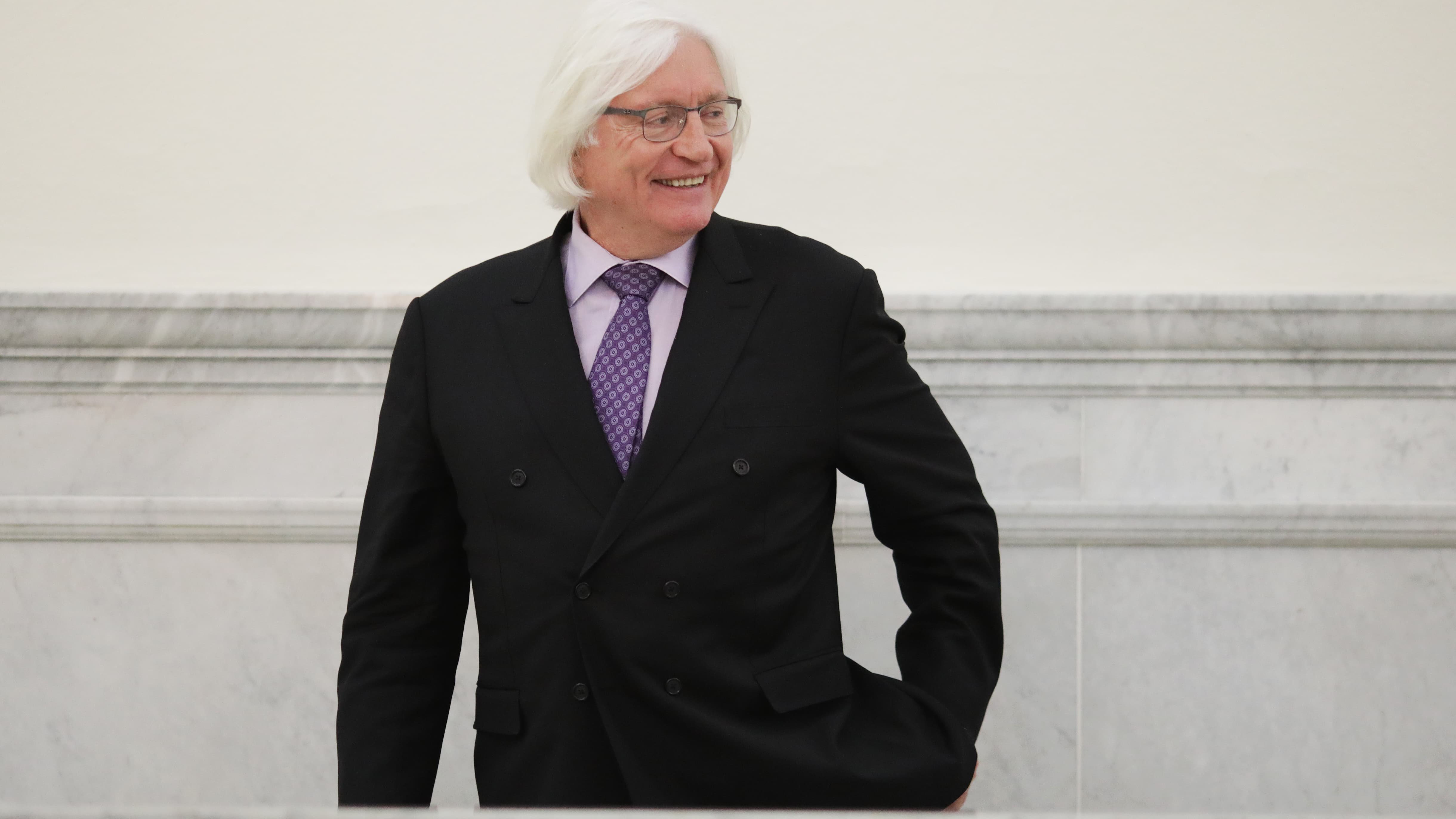 Qui est Tom Mesereau, l'avocat des stars et dernière chance de Bill Cosby?