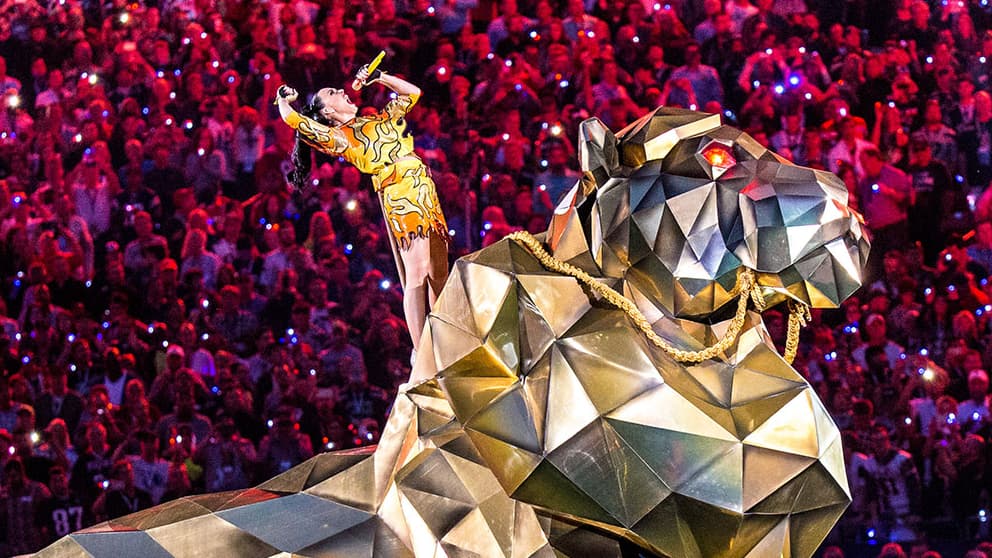 Katy Perry au Super Bowl: un lion, des requins et un twerk