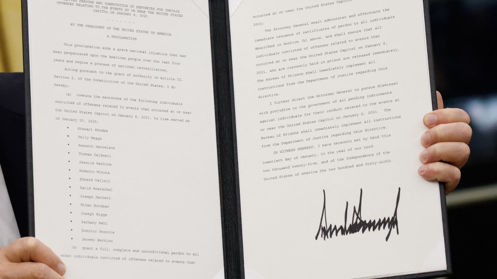 Donald Trump gracie plus de 1.500 assaillants du Capitole qualifiés "d ...