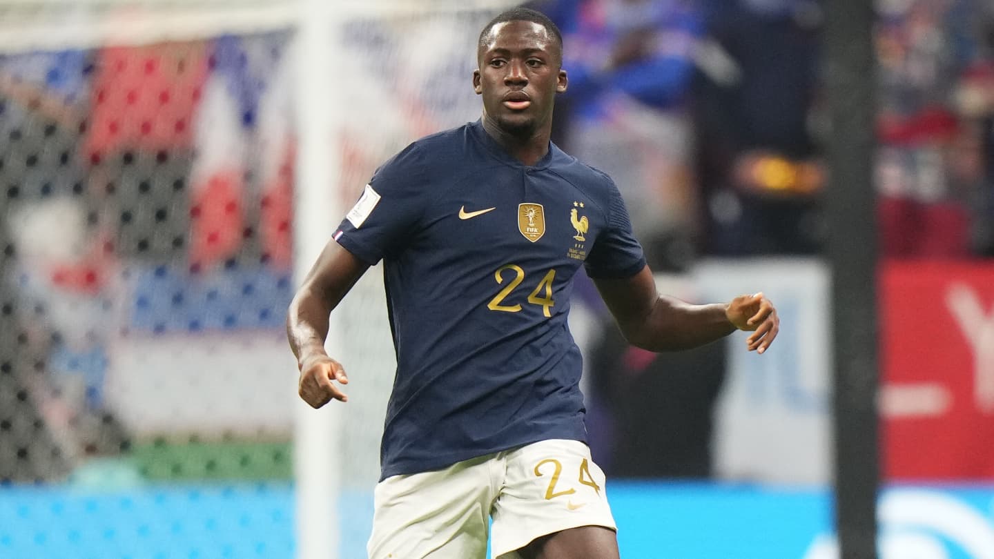 Equipe de France: Disasi remplace Konaté