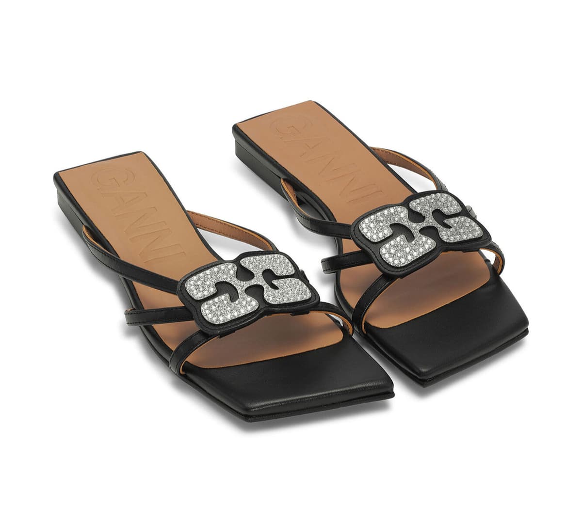 6 paires de sandales incontournables pour l'été