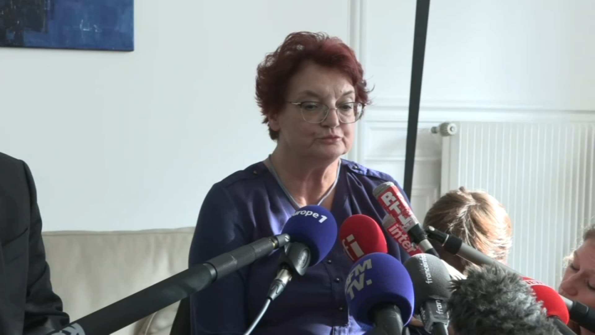 Procès de l'attentat de Magnanville: la mère de la policière tuée dit ...