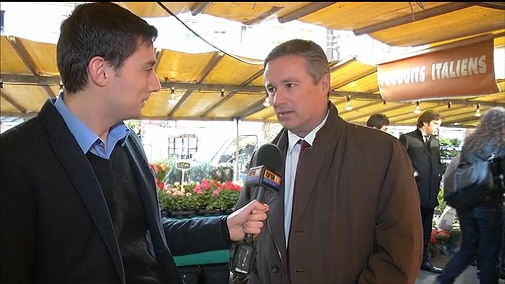 Présidentielle : une journée avec Nicolas Dupont-Aignan