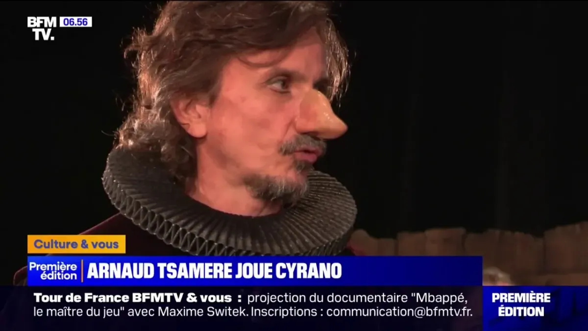 Arnaud Tsamere incarne Cyrano de Bergerac au Théâtre Montparnasse à ...