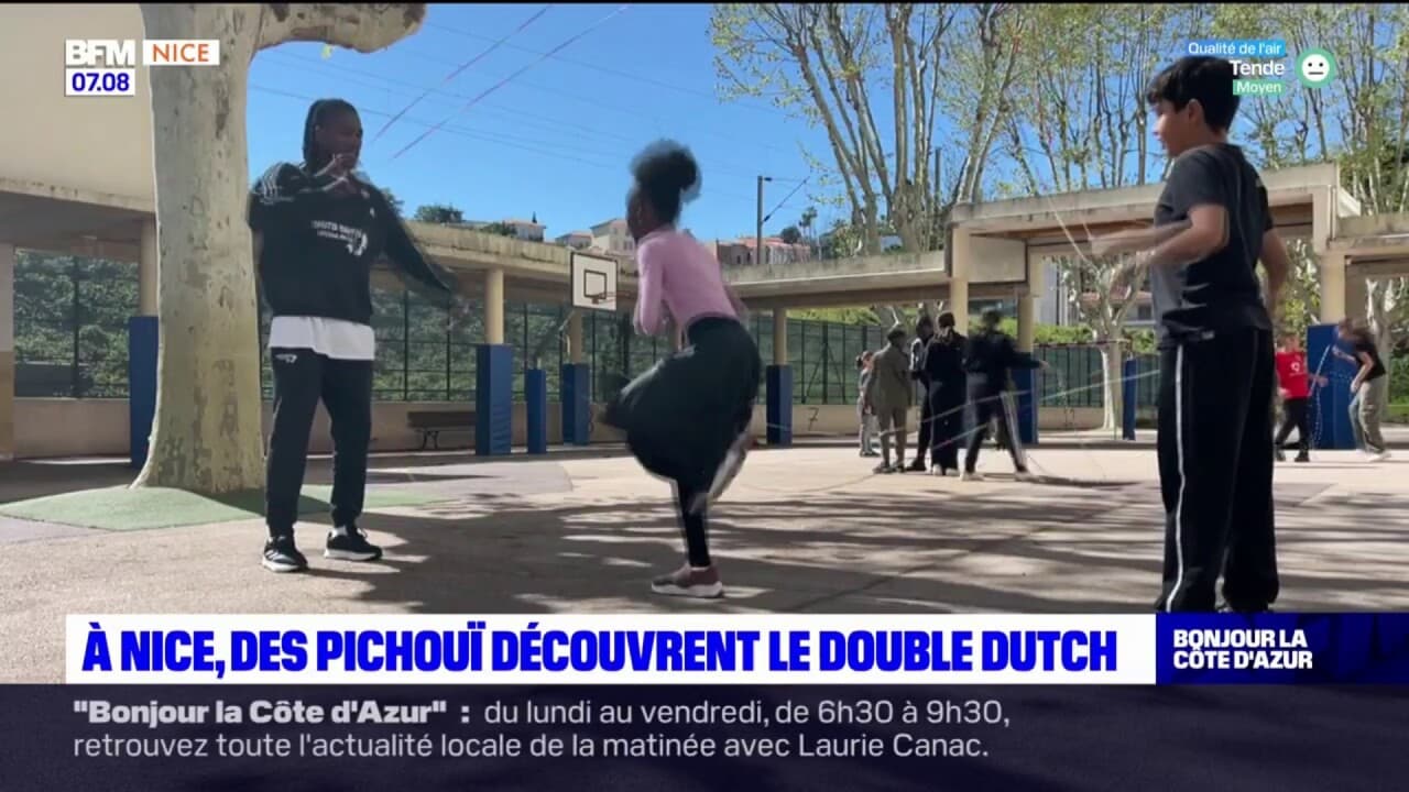 À Nice, les enfants découvrent le "double dutch" avec un champion