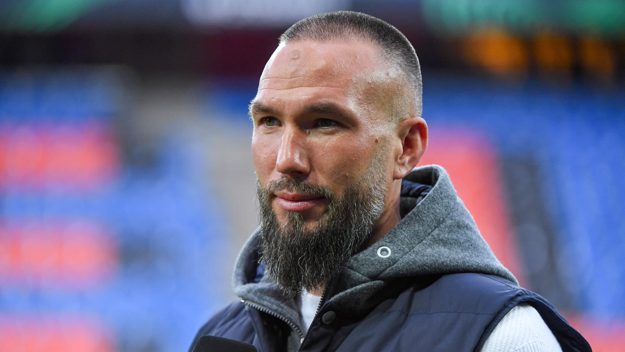 Nice: Digard défend son bilan après l'élimination en Conference League ...