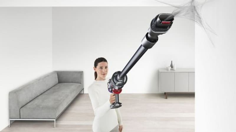 Black Friday Dyson : cette offre impeccable sur le Dyson V10 Total ...