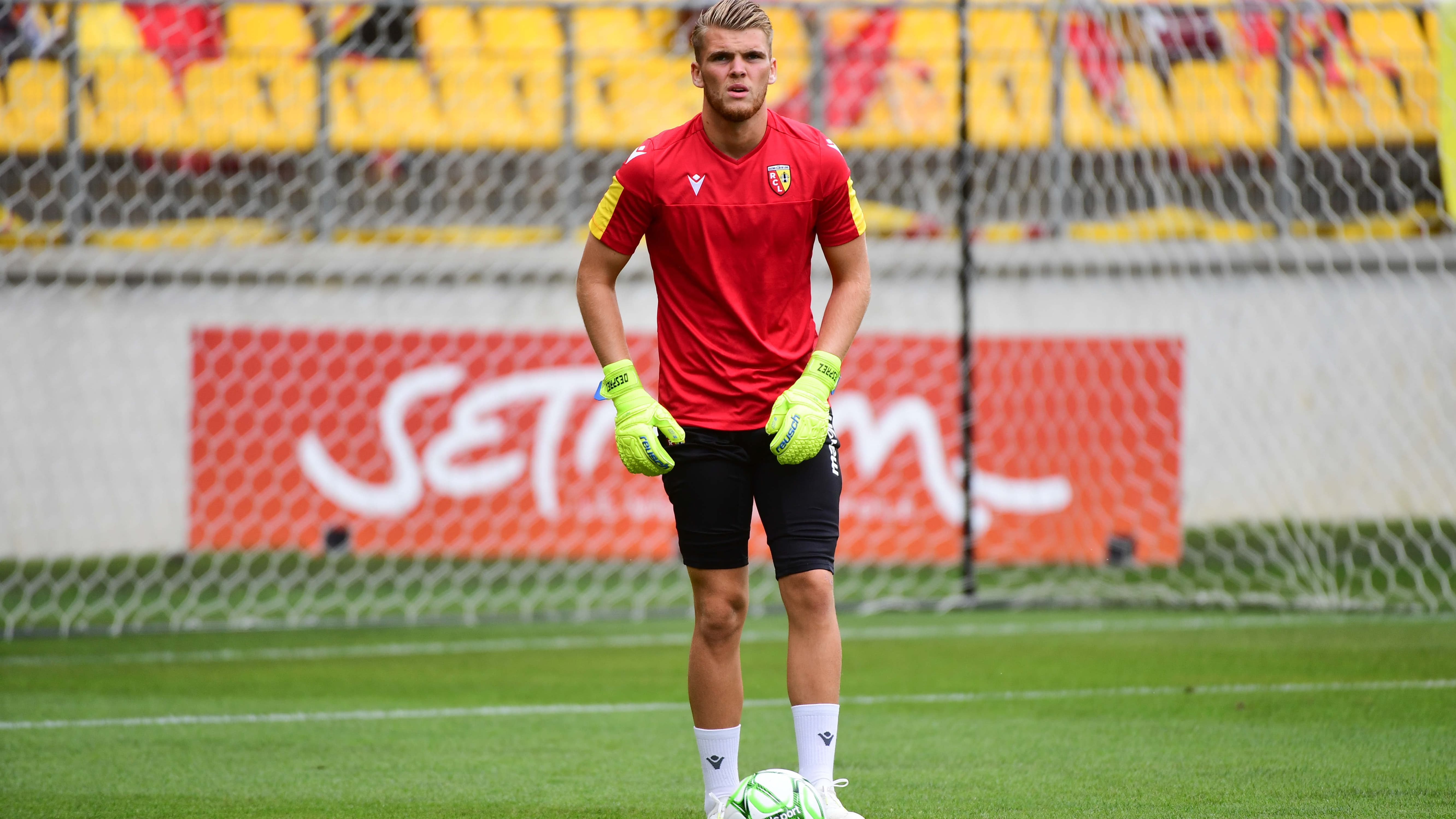 Lens: Didier Desprez, prêté en Ligue 2? "Je ne comprends pas la ...
