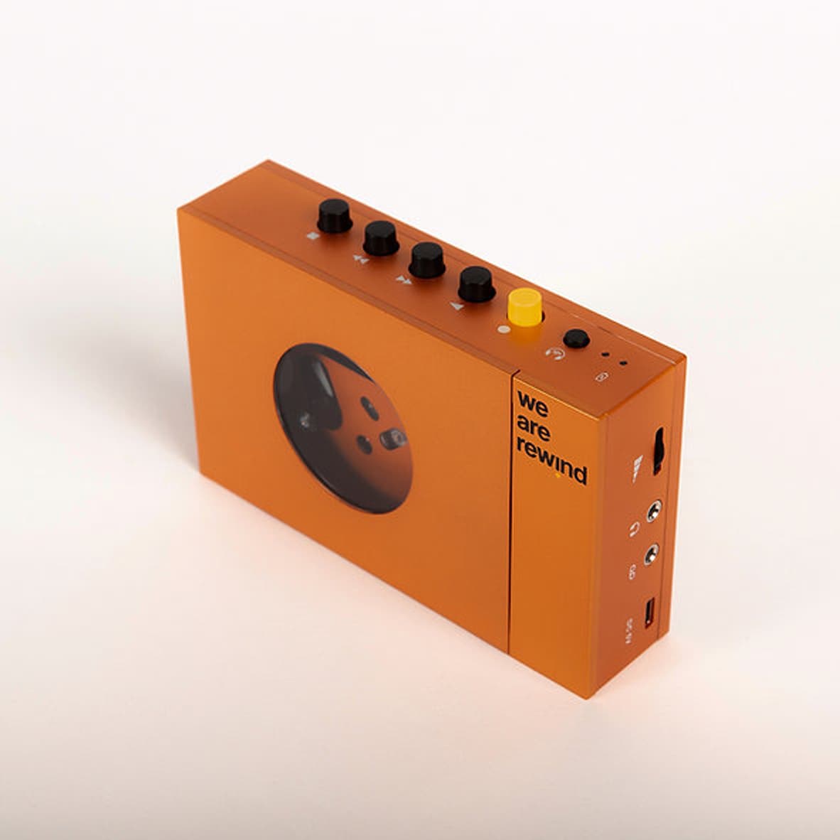 Vinyle, appareil photo, radio, console: quels objets connectés vintage ...