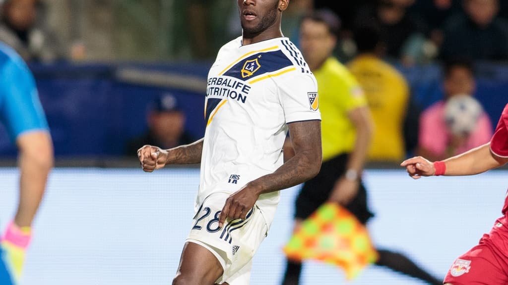 Ancien international, Michaël Ciani met un terme à sa carrière