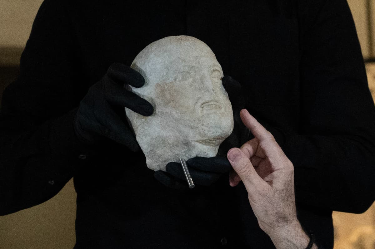 Le Vatican rend des fragments du Parthénon à la Grèce