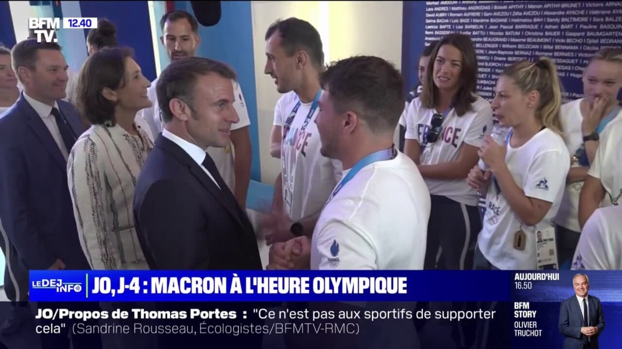 JO de Paris 2024: Emmanuel Macron salue les forces de police, les ...