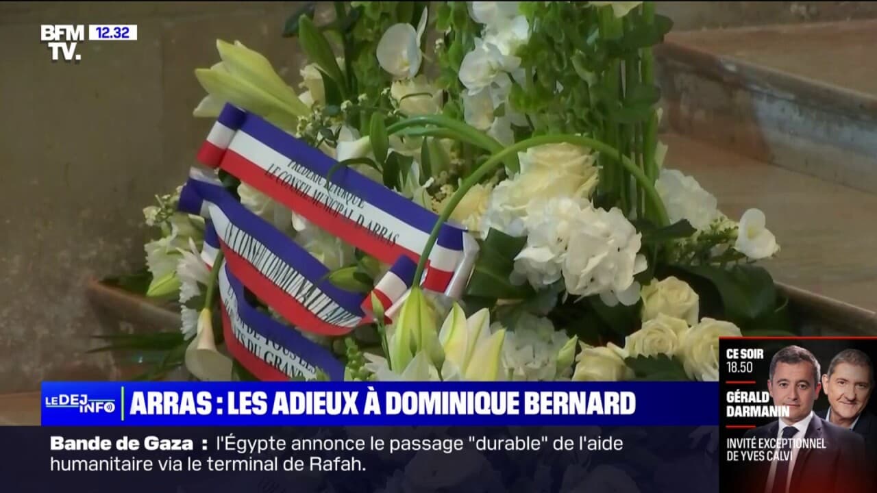Attaque au couteau à Arras: les adieux à Dominique Bernard Attaque au couteau à Arras: les adieux à Dominique Bernard