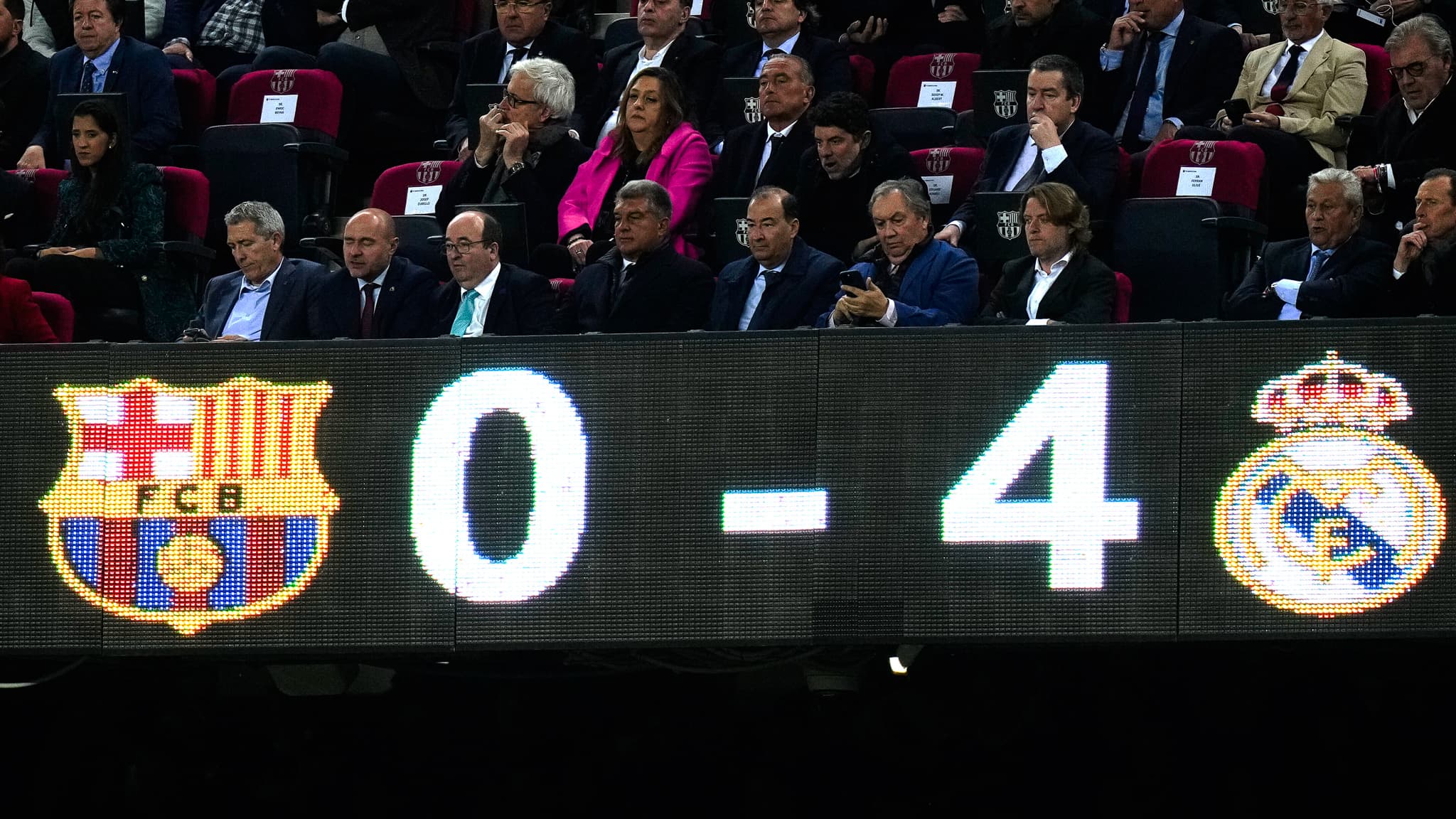 Barça: les chants pour le retour de Messi seraient "orchestrés par les ...