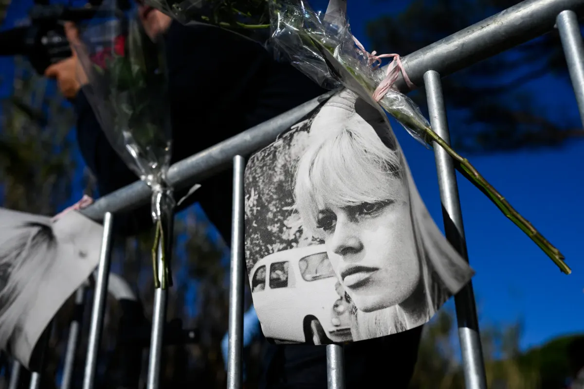 大量 精子 エロ